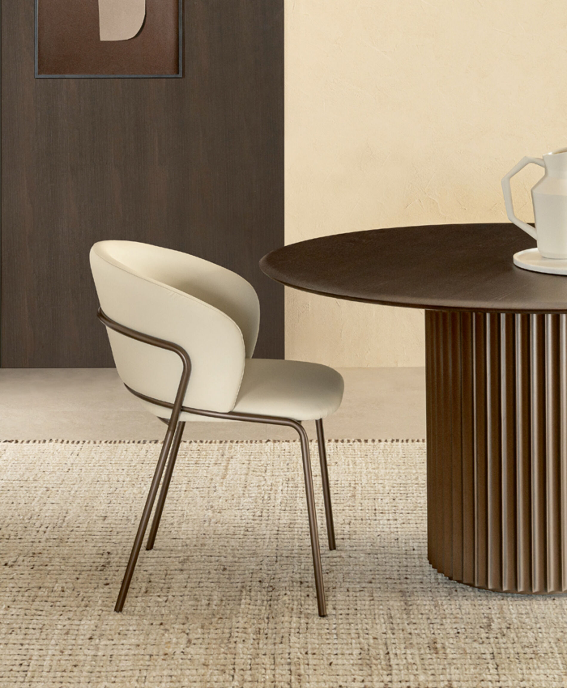 Vela, sedia e sgabello - Riflessi