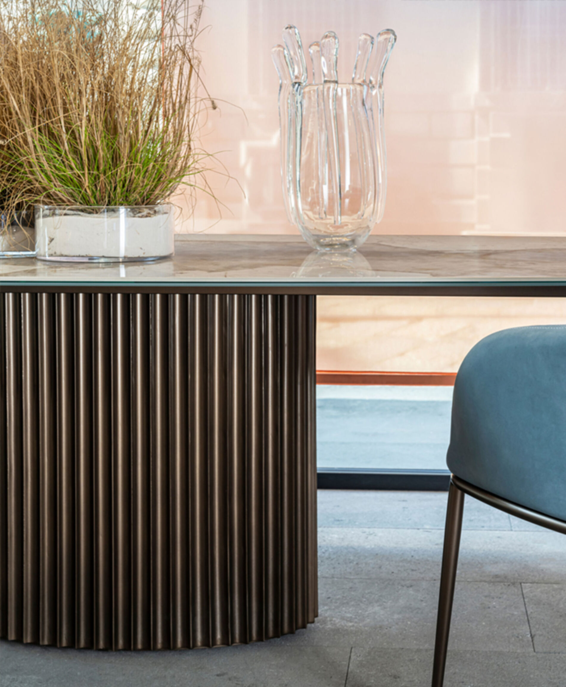 Enea, tavolo con piano in ceramica o legno - Riflessi